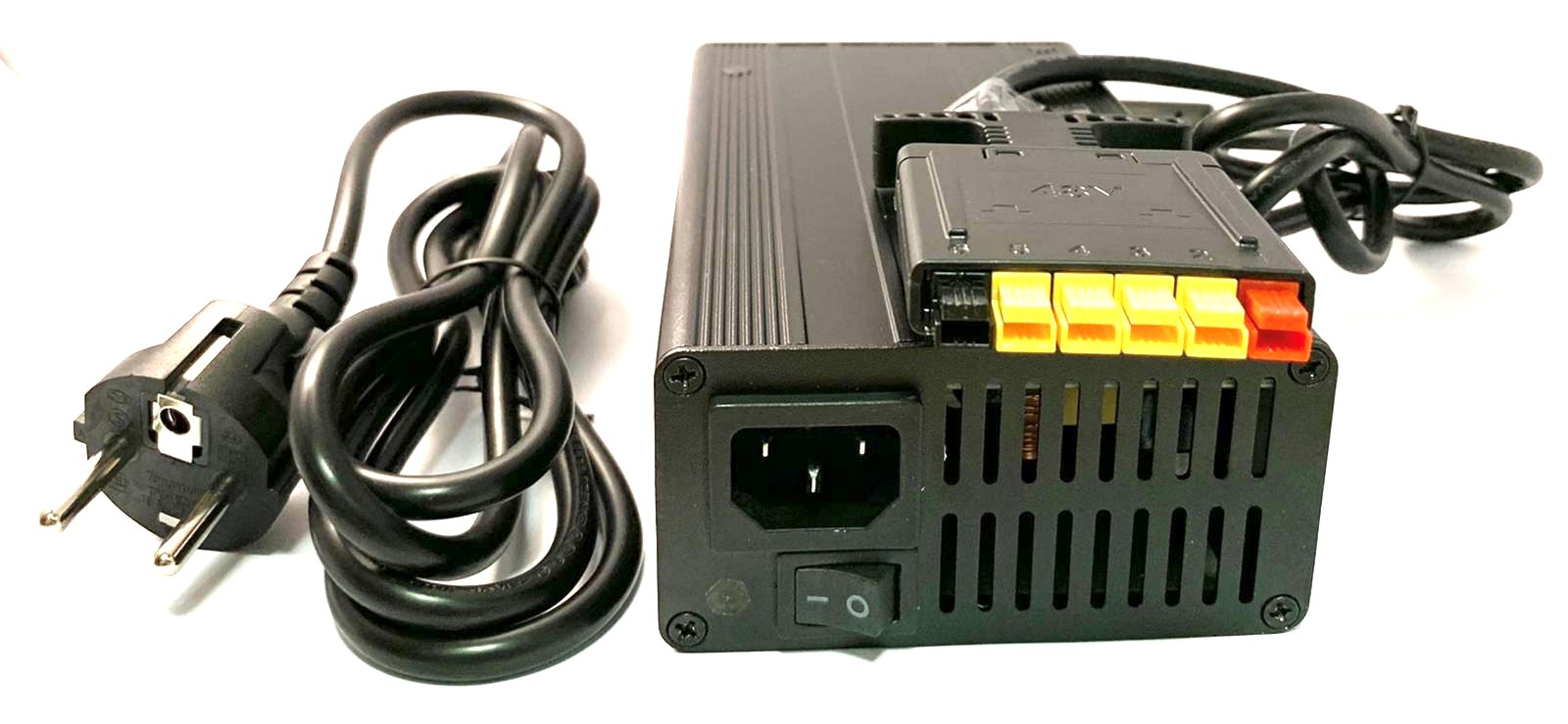 48V Ladegerät mit Cargo Stecker | Ampere Plus